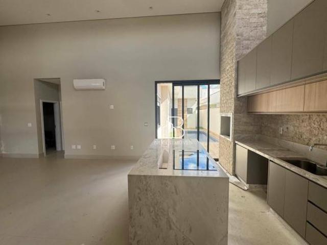 Casa de Condomínio para venda em Residencial Club Portinari de 168.00m² com 3 Quartos, 3 Suites e 2