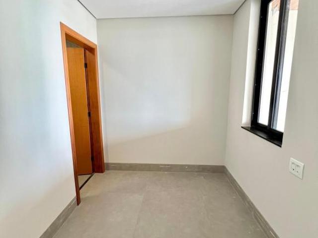 Casa de Condomínio para venda em Residencial Damha Belvedere de 372.00m² com 3 Quartos e 2 Garagens
