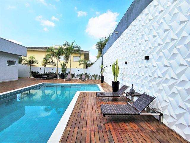 Casa de Condomínio para venda em Residencial Dos Lagos em Cotia São Paulo de 377.00m² com 3 Quartos, 3 Suítes e 4 Garagens