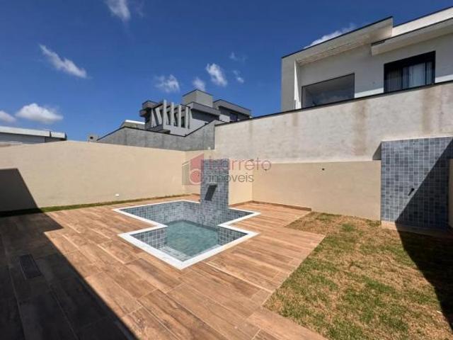 Casa de Condomínio para venda em Residencial Fazenda Santa Rosa Fase 1 de 185.00m² com 3 Quartos e