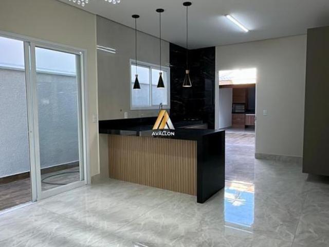 Casa de Condomínio para venda em Residencial Jardim Do Jatobá de 169.00m² com 3 Quartos, 1 Suite e 4
