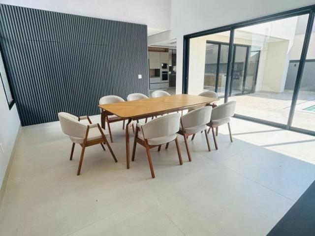 Casa de Condomínio para venda em Residencial Jardim Estoril V em Bauru São Paulo de 290.00m² com 3 Quartos, 3 Suítes e 3 Garagens