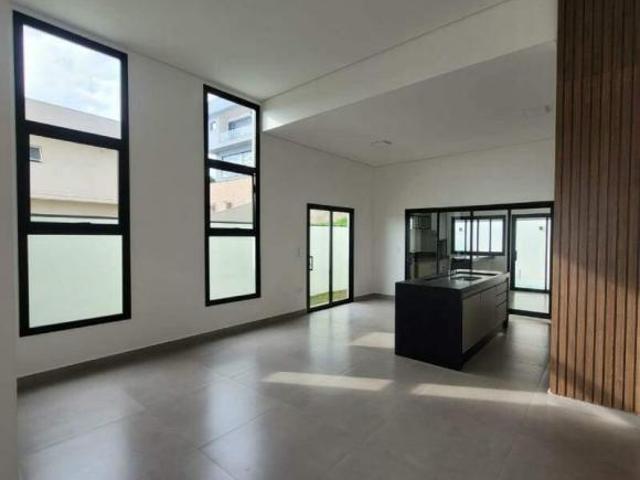 Casa de Condomínio para venda em Residencial Lagos D&apos Icaraí de 170.00m² com 3 Quartos, 1 Suite e 4 G