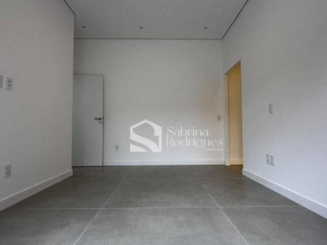 Casa de Condomínio para venda em Residencial London Park de 195.00m² com 3 Quartos, 3 Suites e 4 Gar
