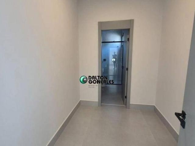 Casa de Condomínio para venda em Residencial London Park de 196.00m² com 3 Quartos, 3 Suites e 4 Gar