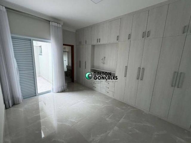 Casa de Condomínio para venda em Residencial Mantova de 133.00m² com 3 Quartos, 1 Suite e 3 Garagens