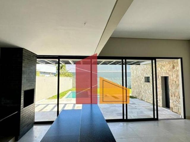 Casa de Condomínio para venda em Residencial Mário de Almeid