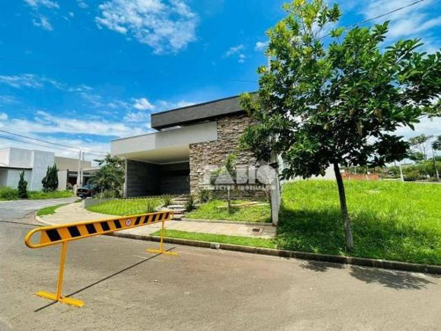 Casa de Condomínio para venda em Residencial Maza de 167.00m² com 3 Quartos, 3 Suites e 2 Garagens