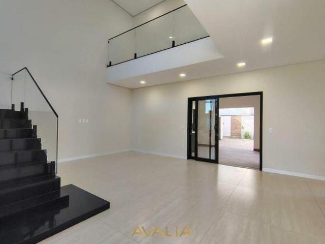 Casa de Condomínio para venda em Residencial Milano de 240.00m² com 3 Quartos, 3 Suites e 4 Garagens