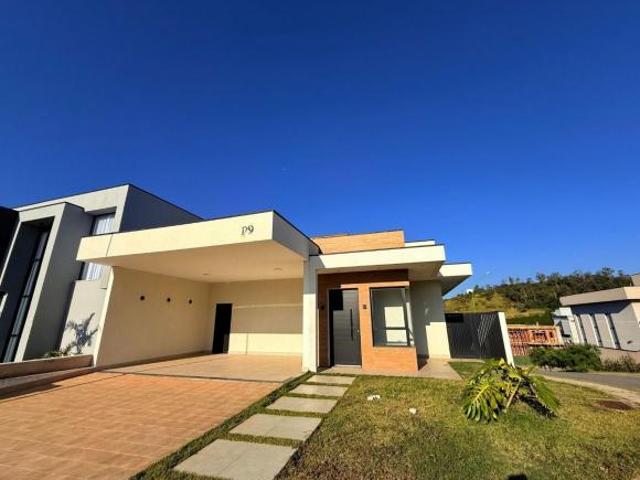 Casa de Condomínio para venda em Residencial Mont&apos  Alcino de 178.00m² com 3 Quartos, 3 Suites e 4 Ga