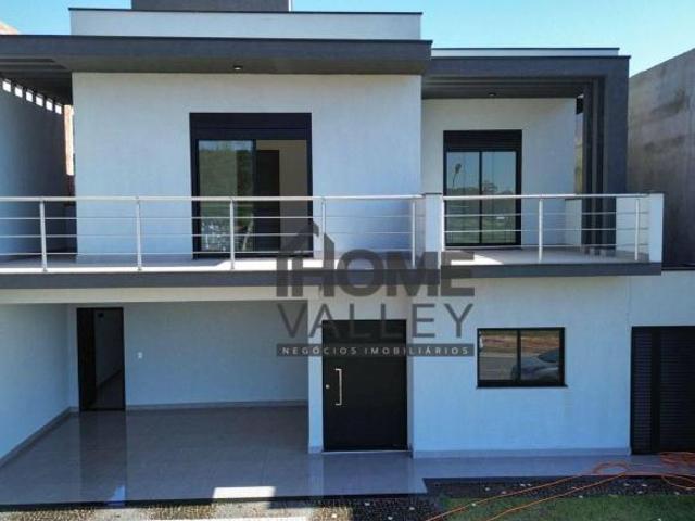 Casa de Condomínio para venda em Residencial Mont&apos  Alcino de 240.00m² com 3 Quartos, 3 Suites e 4 Ga