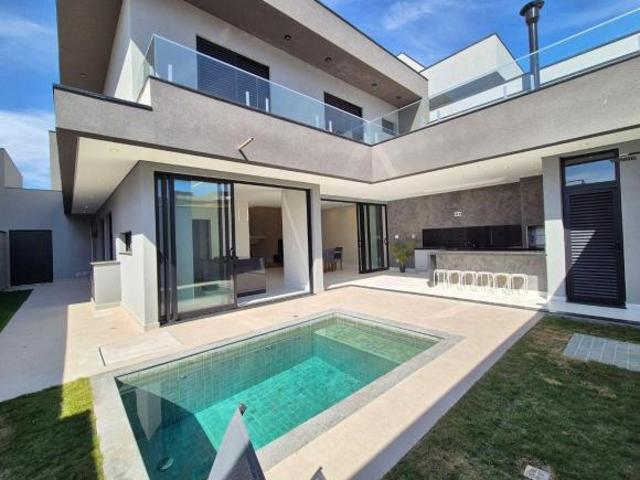 Casa de Condomínio para venda em Residencial Mont&apos  Alcino de 245.00m² com 4 Quartos, 3 Suites e 4 Ga