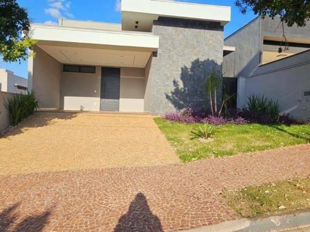 Casa de Condomínio para venda em Residencial Monterrey de 150.00m² com 3 Quartos, 3 Suites e 4 Garag