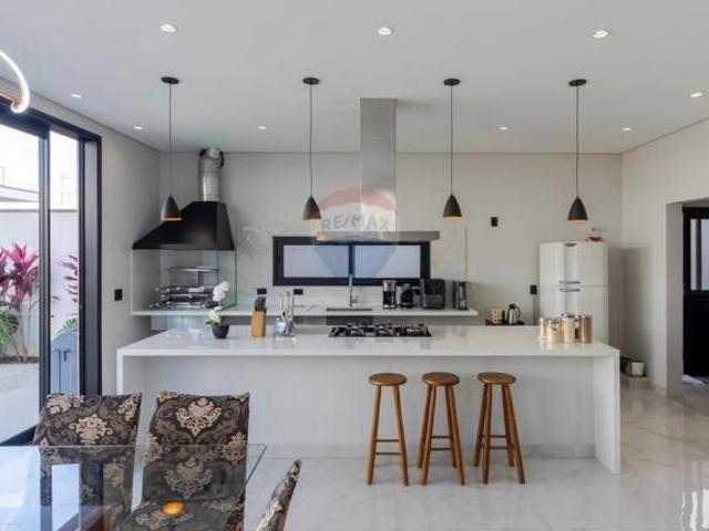 Casa de Condomínio para venda em Residencial Pecan de 303.00m² com 3 Quartos, 3 Suites e 4 Garagens