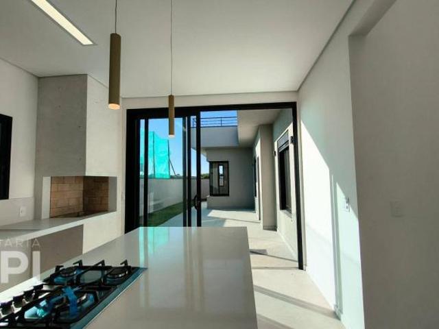 Casa de Condomínio para venda em Residencial Phytus de 168.00m² com 3 Quartos, 3 Suites e 4 Garagens