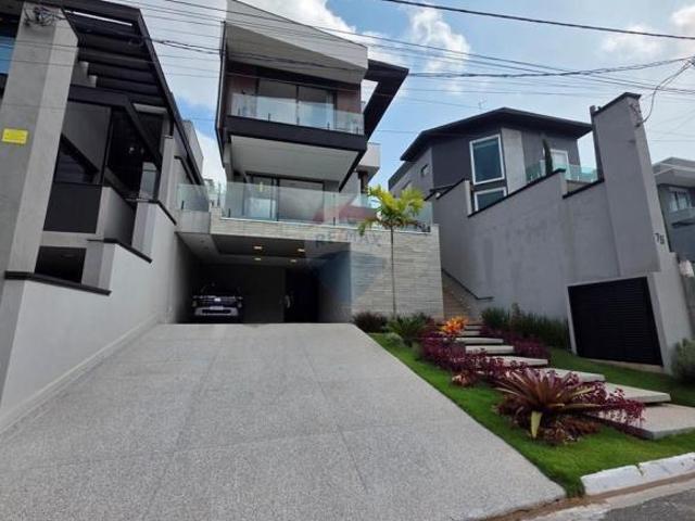 Casa de Condomínio para venda em Residencial Real Park de 295.00m² com 4 Quartos e 4 Suites