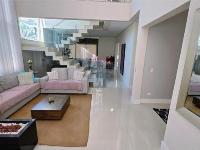 Casa de Condomínio para venda em Residencial Real Park de 383.90m² com 4 Quartos, 3 Suites e 10 Gara