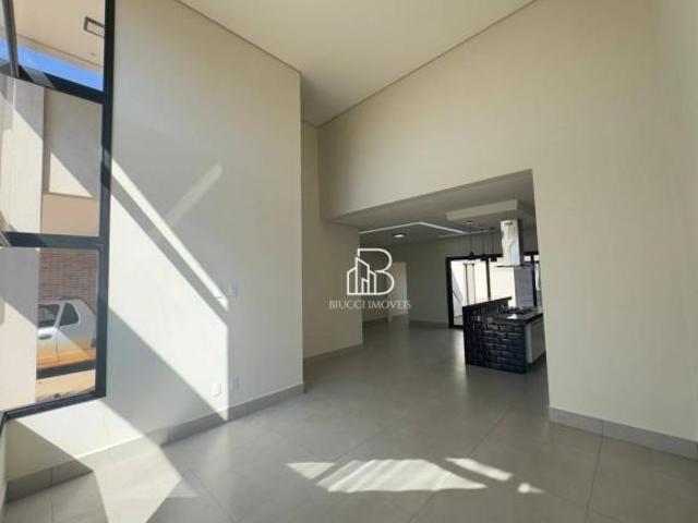 Casa de Condomínio para venda em Residencial Royal Garden de 183.00m² com 3 Quartos, 3 Suites e 4 Ga