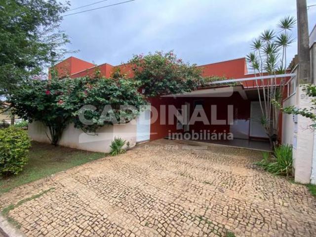 Casa de Condomínio para venda em Residencial Samambaia de 200.00m² com 3 Quartos, 2 Suites e 2 Garag
