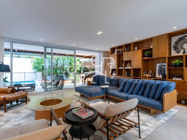 Casa de Condomínio para venda em Retiro Morumbi em São Paulo São Paulo de 357.00m² com 3 Quartos, 3 Suítes e 4 Garagens