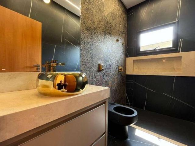 Casa de Condomínio para venda em Rio Verde