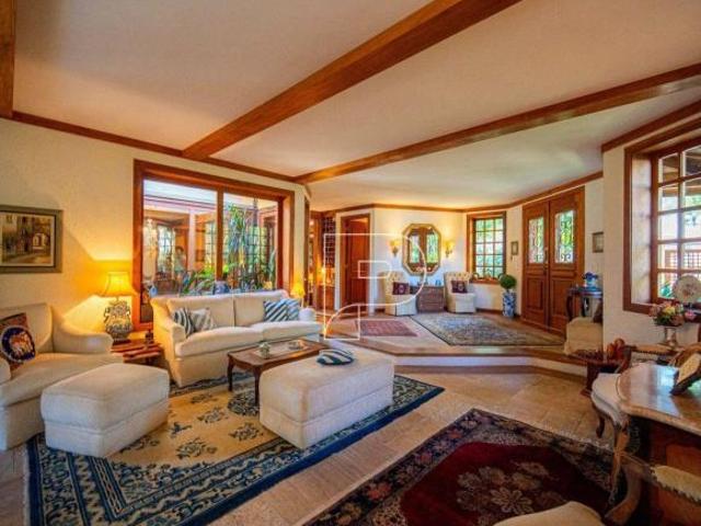 Casa de Condomínio para venda em São Fernando Golf Club de 470.00m² com 4 Quartos, 4 Suites e 2 Gara