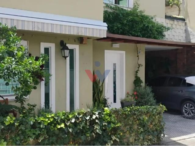Casa de Condomínio para venda em São Lourenço em Curitiba Paraná de 134.00m² com 2 Quartos, 1 Suíte e 2 Garagens