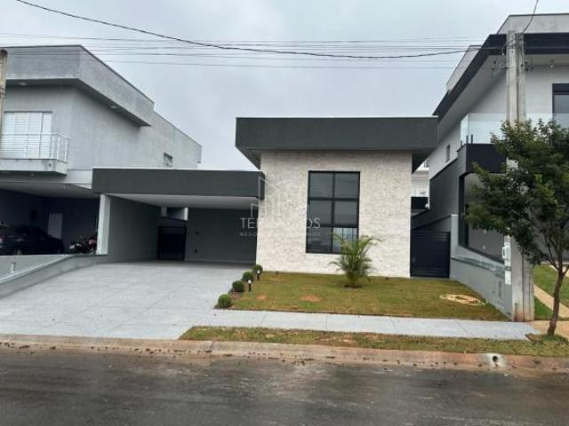 Casa de Condomínio para venda em São Venâncio de 155.00m² com 3 Quartos, 1 Suite e 4 Garagens