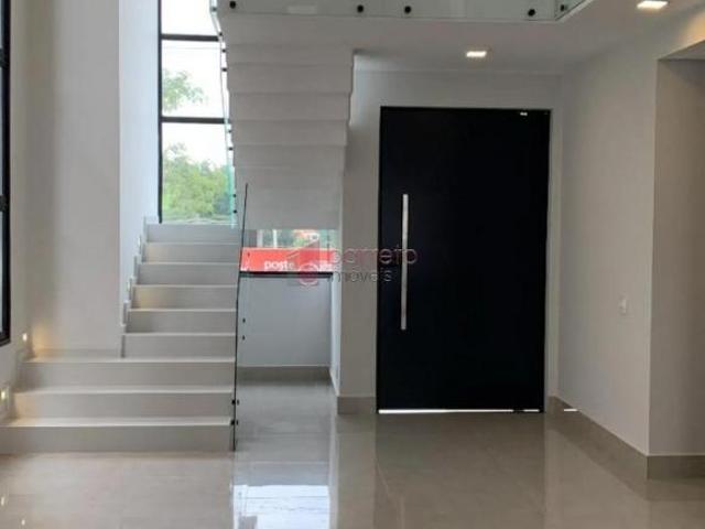 Casa de Condomínio para venda em São Venâncio de 230.00m² com 3 Quartos, 1 Suite e 4 Garagens