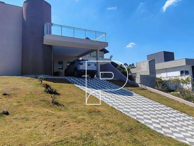 Casa de Condomínio para venda em Santa Adélia de 217.00m² com 3 Quartos, 1 Suite e 4 Garagens