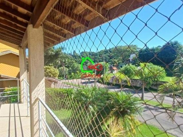Casa de Condomínio para venda em Santa Cândida de 250.00m² com 3 Quartos, 1 Suite e 6 Garagens