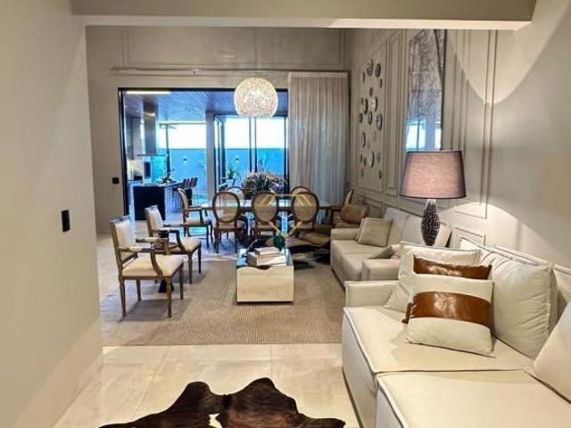 Casa de Condomínio para venda em Santa Luzia de 249.00m² com 3 Quartos, 3 Suites e 4 Garagens
