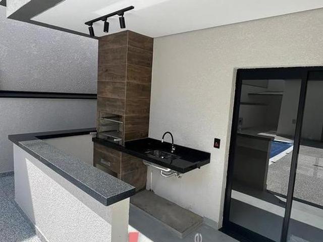 Casa de Condomínio para venda em San Vitale de 300.00m² com 3 Quartos, 2 Suites e 4 Garagens