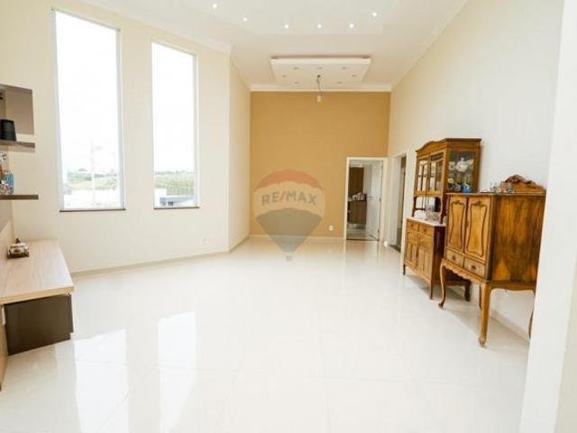 Casa de Condomínio para venda em Salto de Pirapora de 283.00m² com 3 Quartos, 3 Suites e 6 Garagens