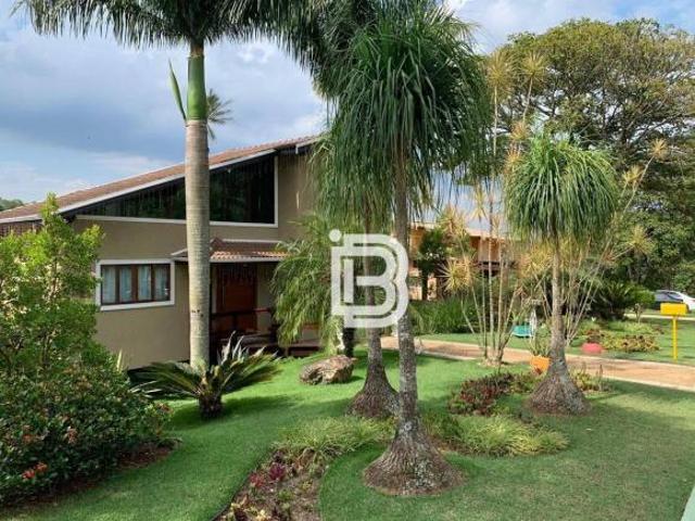 Casa de Condomínio para venda em Serra Dos Lagos de 600.00m² com 4 Quartos, 3 Suites e 2 Garagens