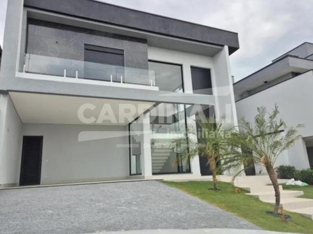 Casa de Condomínio para venda em Swiss Park de 260.00m² com 5 Quartos, 3 Suites e 4 Garagens