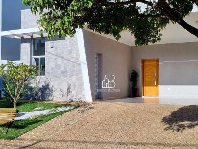 Casa de Condomínio para venda em Swiss Park de 204.00m² com 3 Quartos, 3 Suites e 2 Garagens
