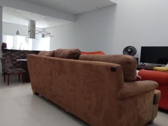 Casa de Condomínio para venda em Swiss Park de 213.00m² com 3 Quartos, 3 Suites e 4 Garagens