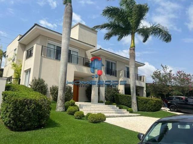 Casa de Condomínio para venda em Swiss Park de 460.00m² com 5 Quartos, 5 Suites e 4 Garagens