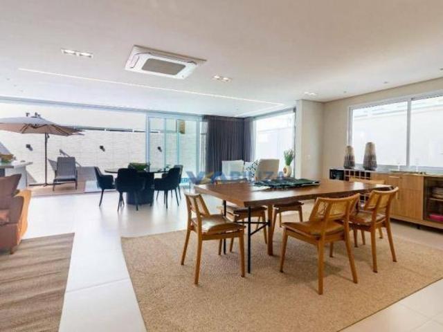 Casa de Condomínio para venda em Sun Ville de 201.00m² com 3 Quartos, 2 Suites e 4 Garagens