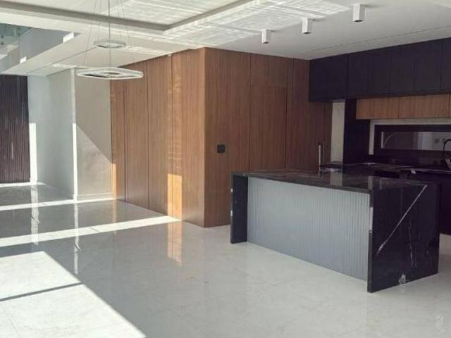 Casa de Condomínio para venda em Suru de 273.00m² com 3 Quartos, 3 Suites e 4 Garagens