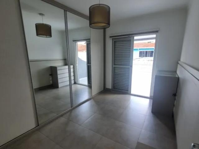 Casa de condomínio para venda possui 160 metros quadrados com 2 quartos