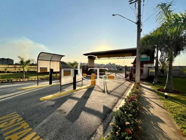 Casa de Condomínio Para Vender com 03 quartos 01 suítes condomínio Portal dos Sabias em Itu