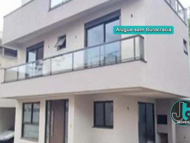 Casa de Condomínio para Alugar/Vender em Santa Felicidade 191m² com 3 suítes, cozinha planejada e 2