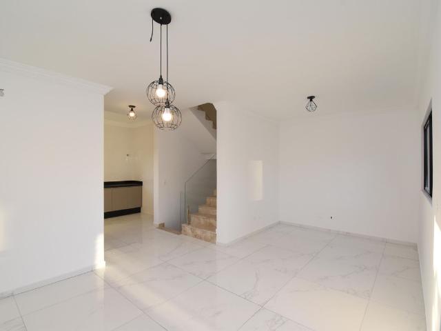 Casa de condomínio para alugar com 155m², 3 quartos e 2 vagas