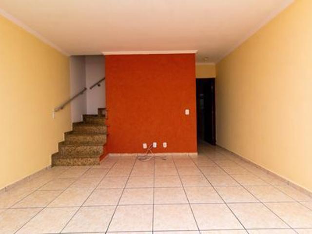 Casa de condomínio para alugar com 155m², 3 quartos e 2 vagas