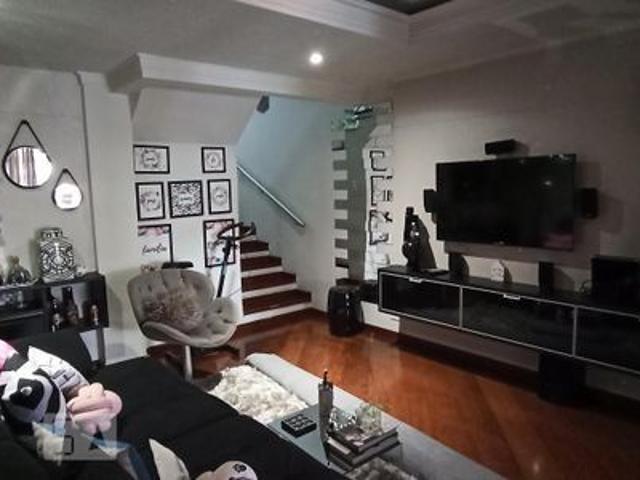 Casa de condomínio para alugar com 163m², 2 quartos e 2 vagas
