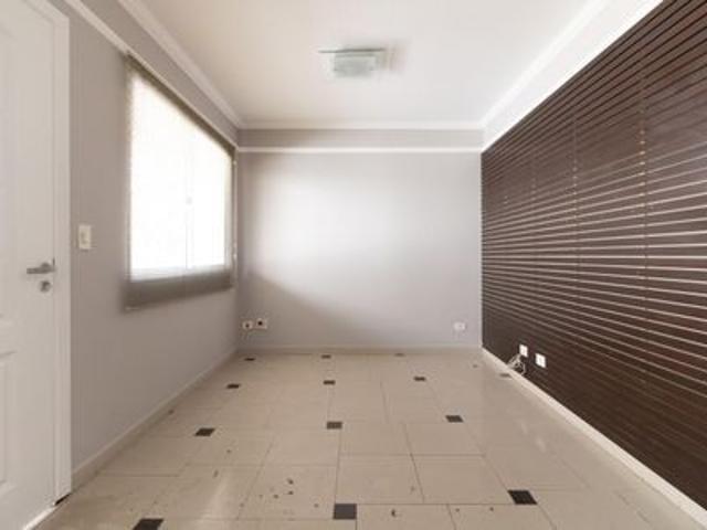 Casa de condomínio para alugar com 196m², 3 quartos e 2 vagas