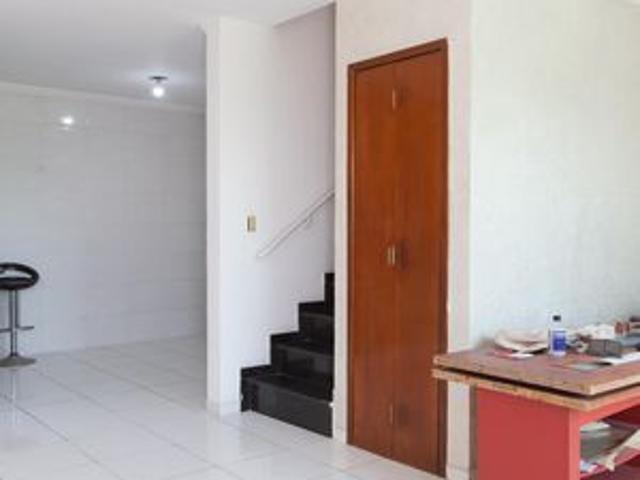 Casa de condomínio para alugar com 111m², 3 quartos e 1 vaga