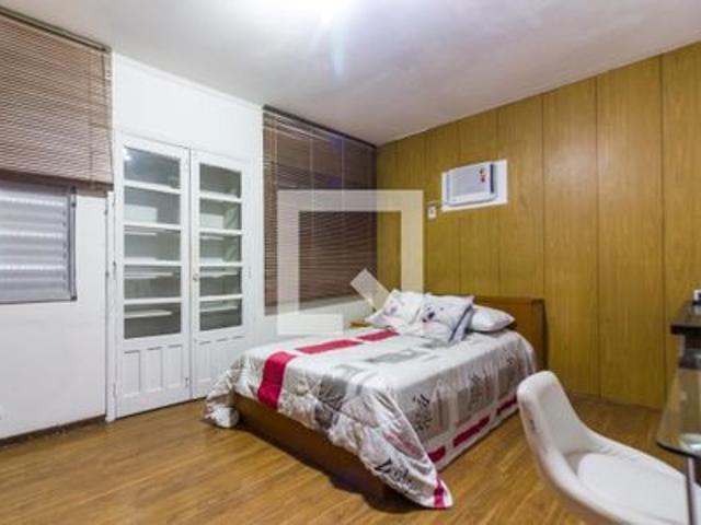 Casa de condomínio para alugar com 30m², 1 quarto e sem vaga